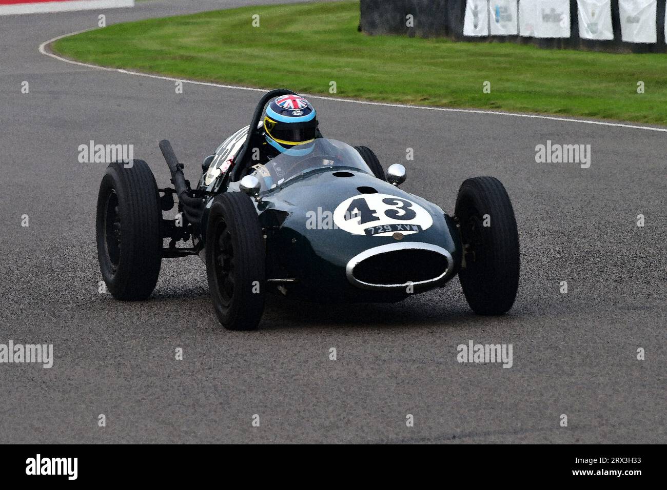 Eddie Williams, Cooper-Climax T43, Richmond and Gordon Trophies, 25 ...