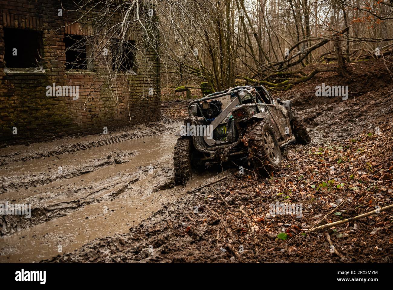 4x4 off-road rally, rally car overcoming obstacles Stock Photo - Alamy