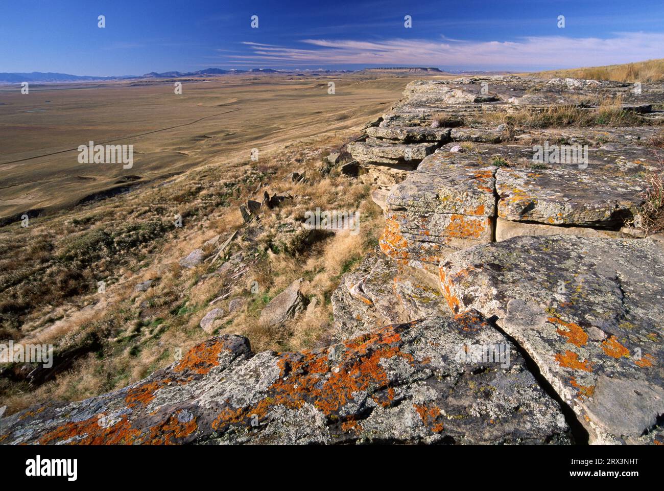 First peoples buffalo jump hi-res stock photography and images - Alamy