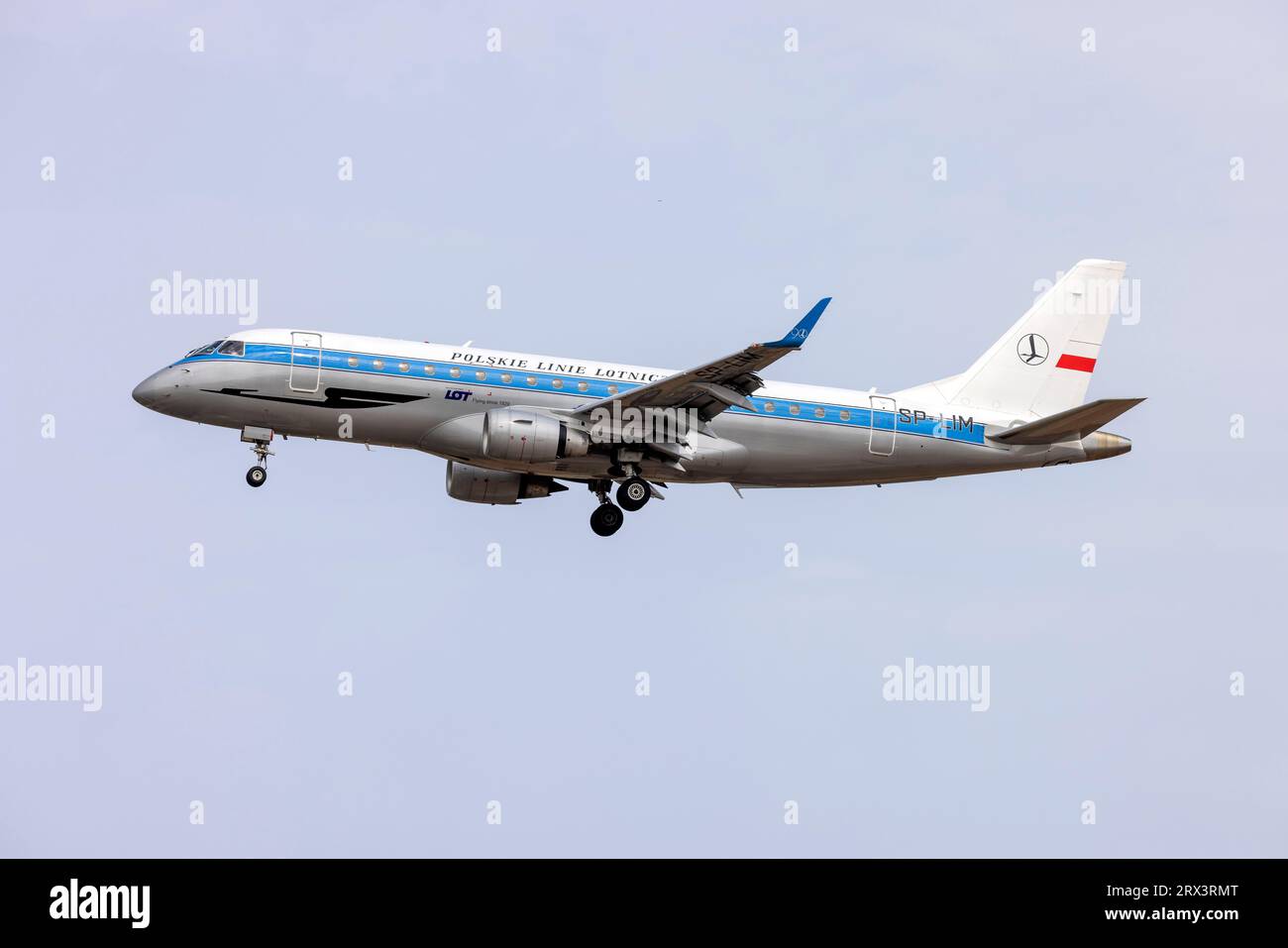 LOT - Polish Airlines (Polskie Linie Lotnicze) Embraer 175LR (ERJ-170 ...