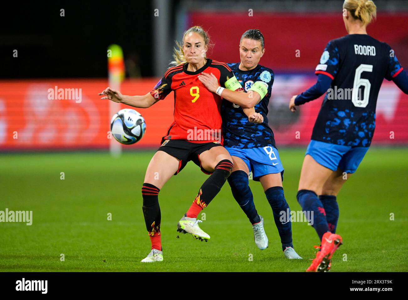 LEUVEN - (l-r) Tessa Wullaert of Belgium, Sherida Spitse of Holland ...