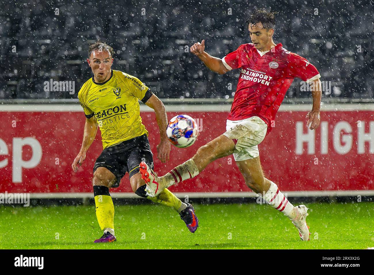 Eindhoven, Netherlands. 15th Apr, 2023. EINDHOVEN, 22-09-2023, PSV ...