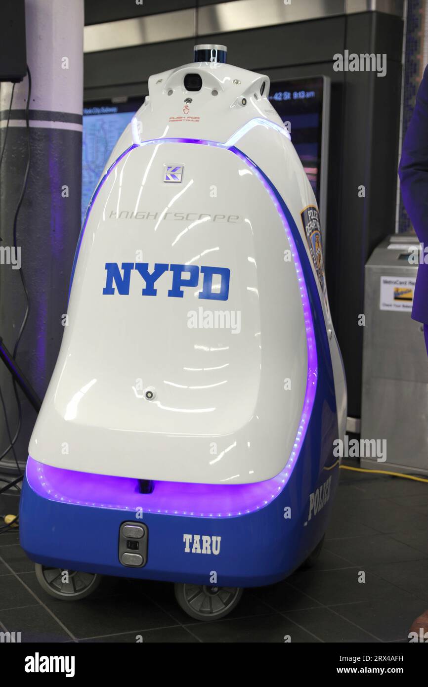 Times Square Subway Station, New York, USA, September 22, 2023 - Mayor Eric Adams makes a public ...