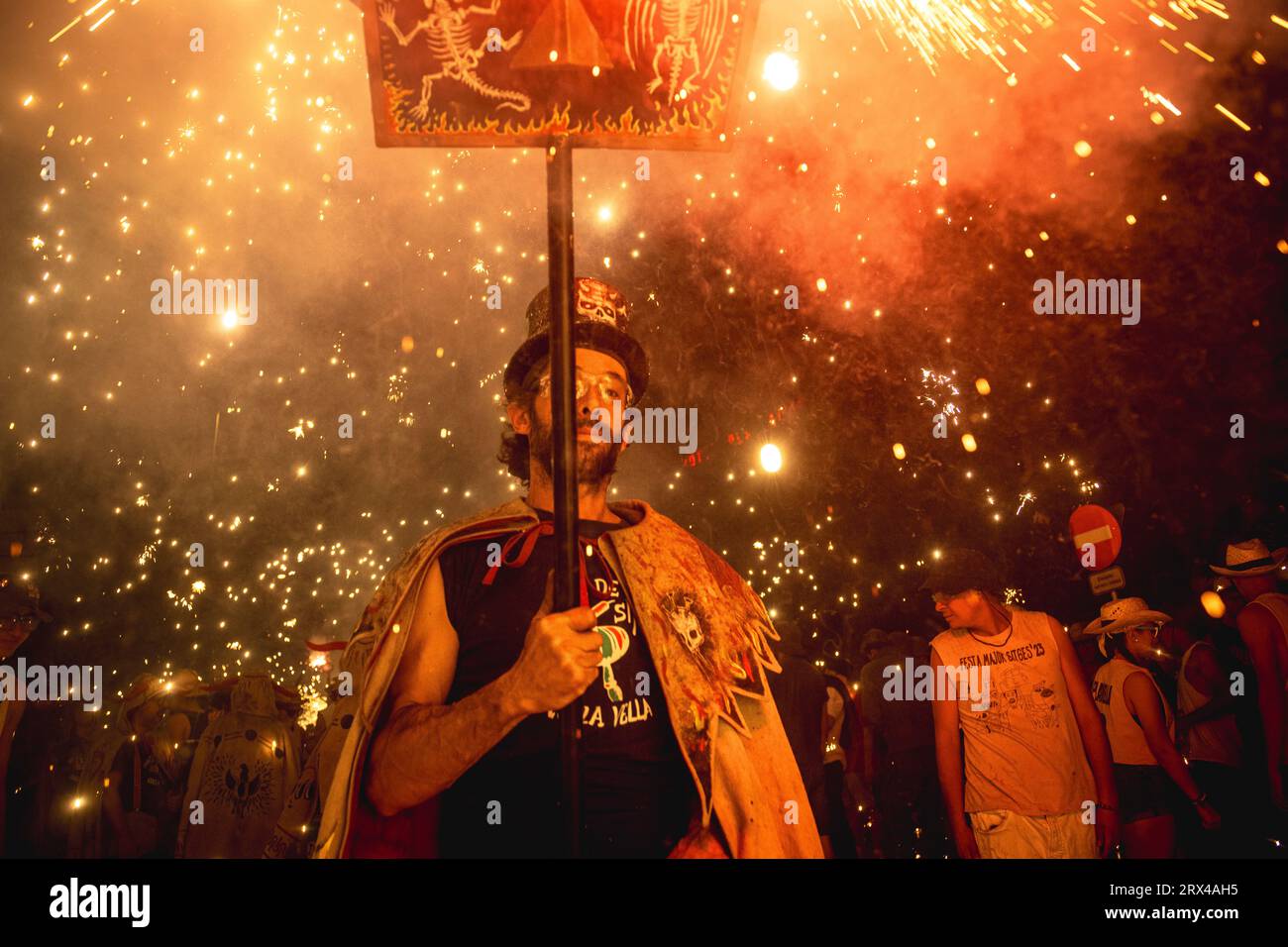 Sitges, Spain. 22nd Sep, 2023. Correfocs'(fire runners) set off their ...