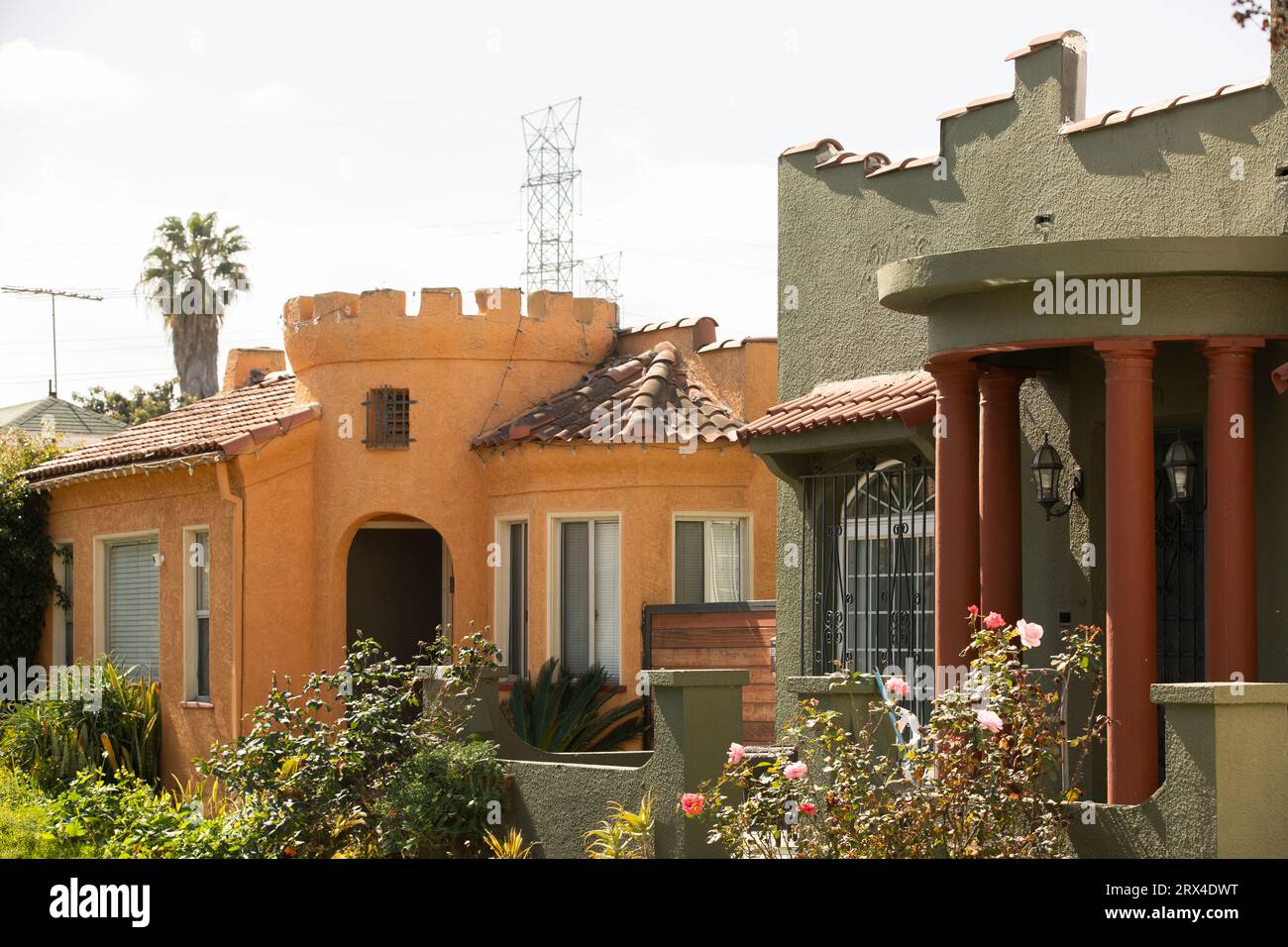 Suburban gate hi-res stock photography and images - Alamy