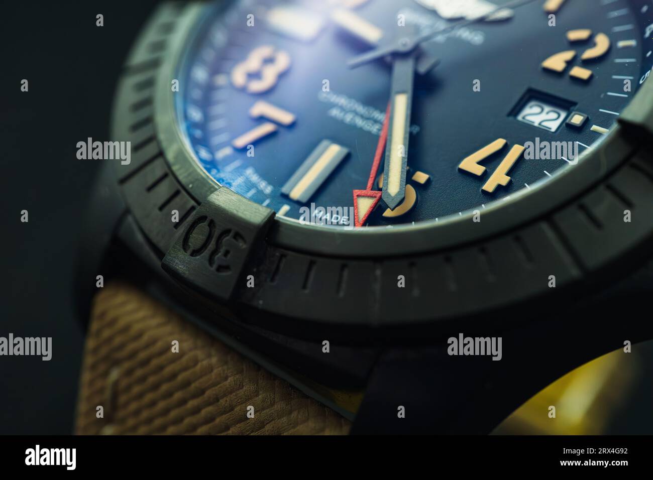 images of the Breitling Avenger night-mission GMT, a travel and dive ...