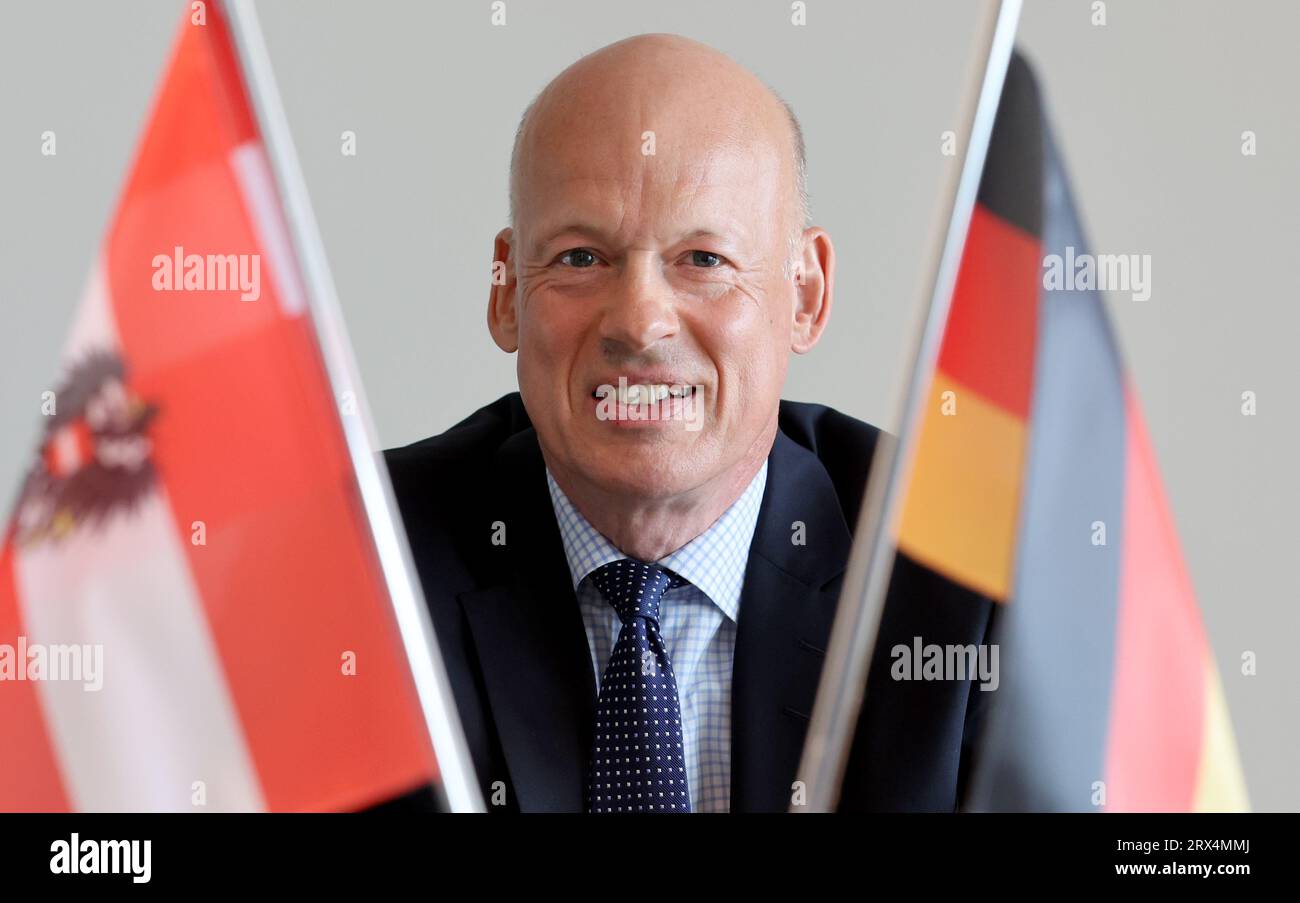 Rostock, Germany. 19th Sep, 2023. Hans-Ulrich Bloß, lawyer, in his ...