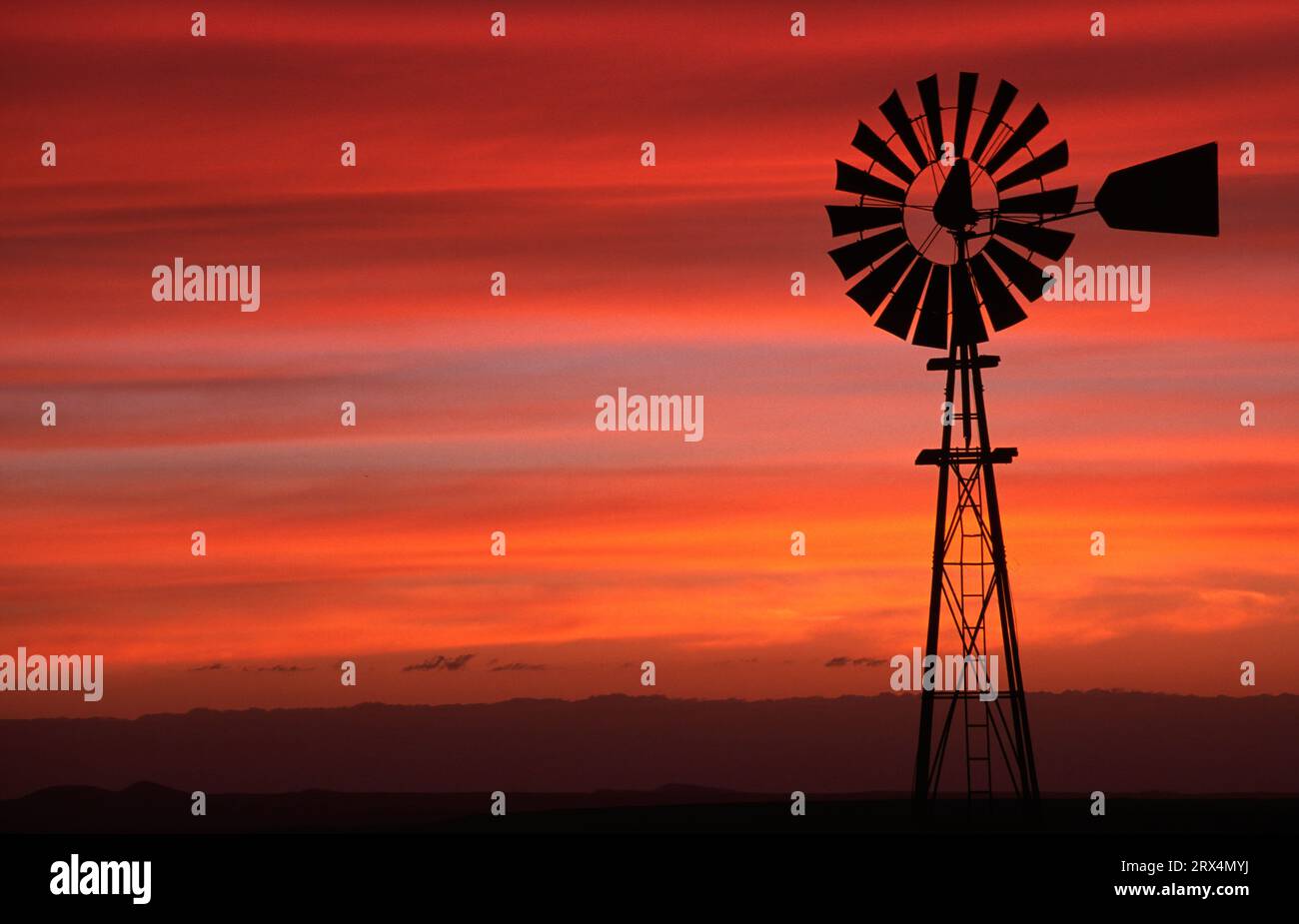 City rocks state park windmill hi-res stock photography and images - Alamy