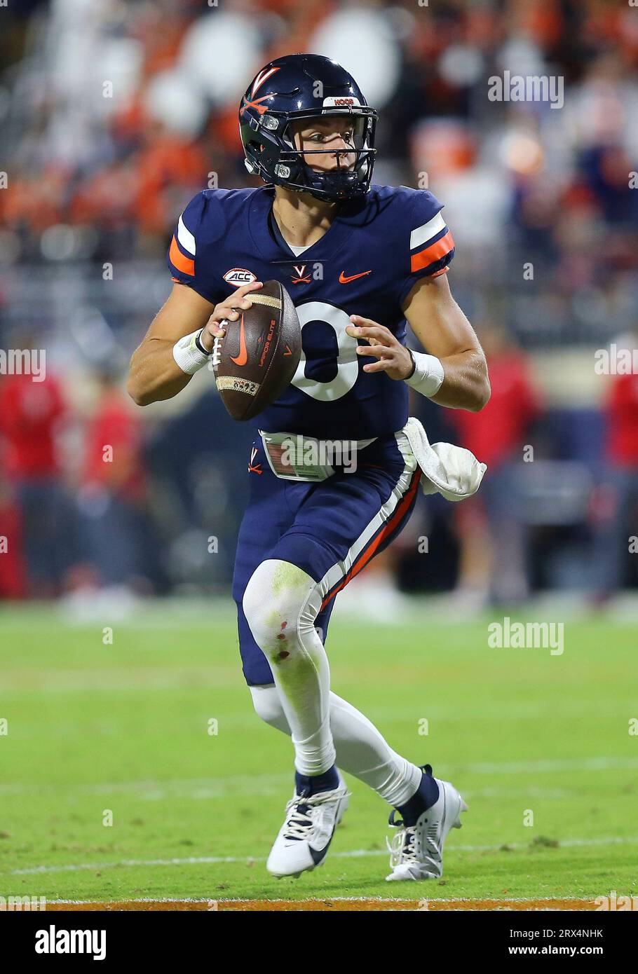 CHARLOTTESVILLE, VA - SEPTEMBER 22: Virginia Cavaliers Quarterback ...