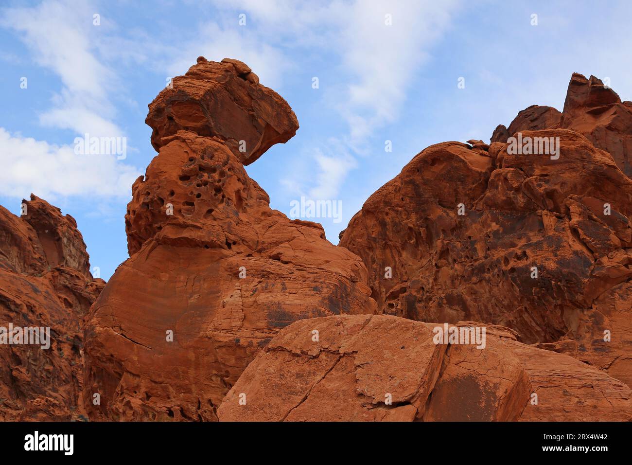 Balanced Rock - Valley of Fire State Park, Nevada Stock Photo - Alamy