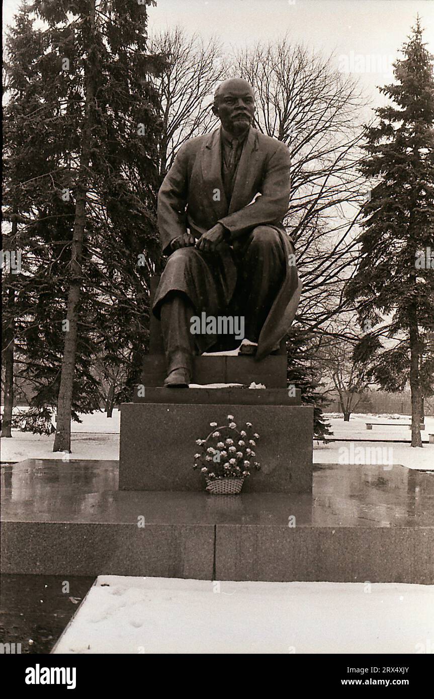 COPENHAGEN/DENMARK. (File images 1988 Moscow,Russia )Len staue at lene ...