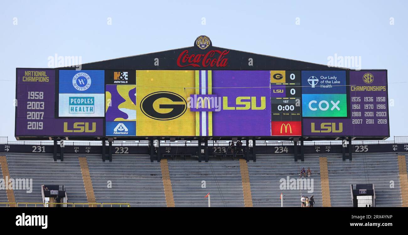 Tiger stadium scoreboard hi-res stock photography and images - Alamy
