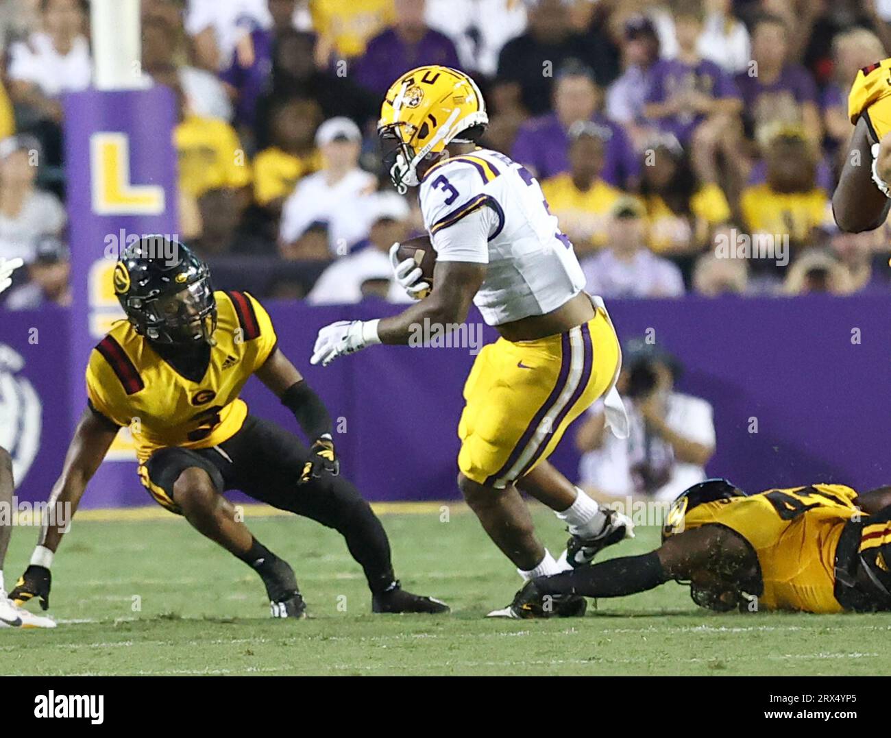 Jordan diggs hi-res stock photography and images - Alamy