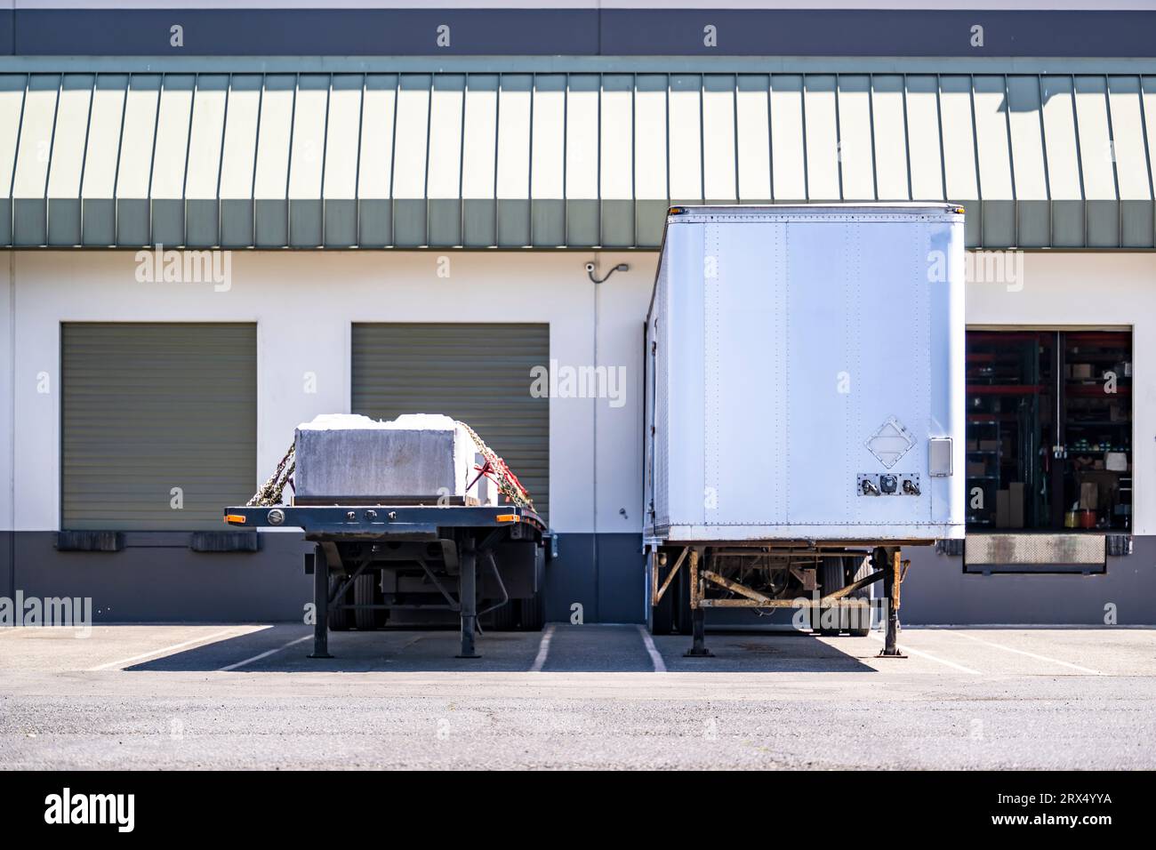 Industrial standard loaded dry van and flat bed semi trailers without ...