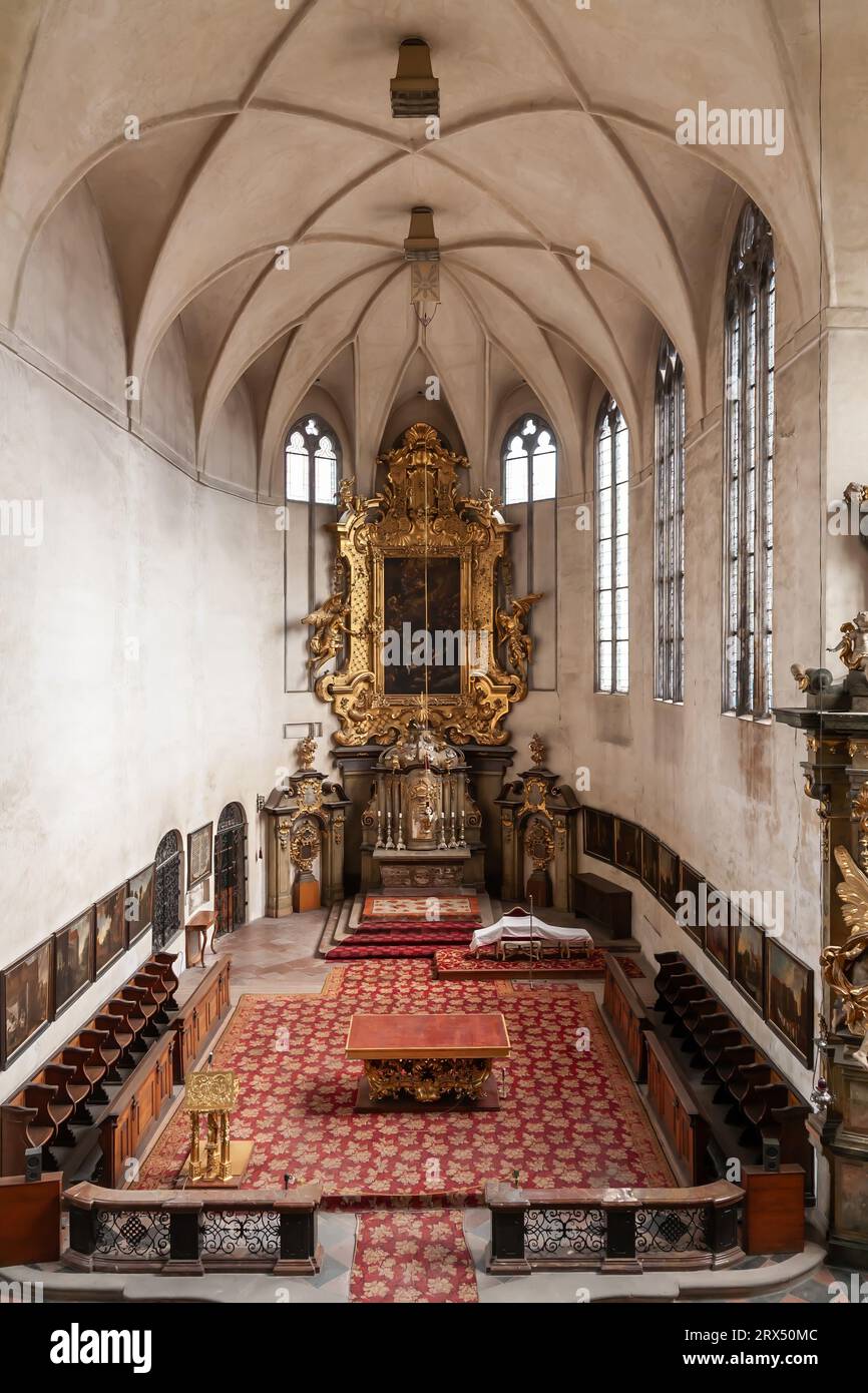 Apse chapel hi-res stock photography and images - Alamy