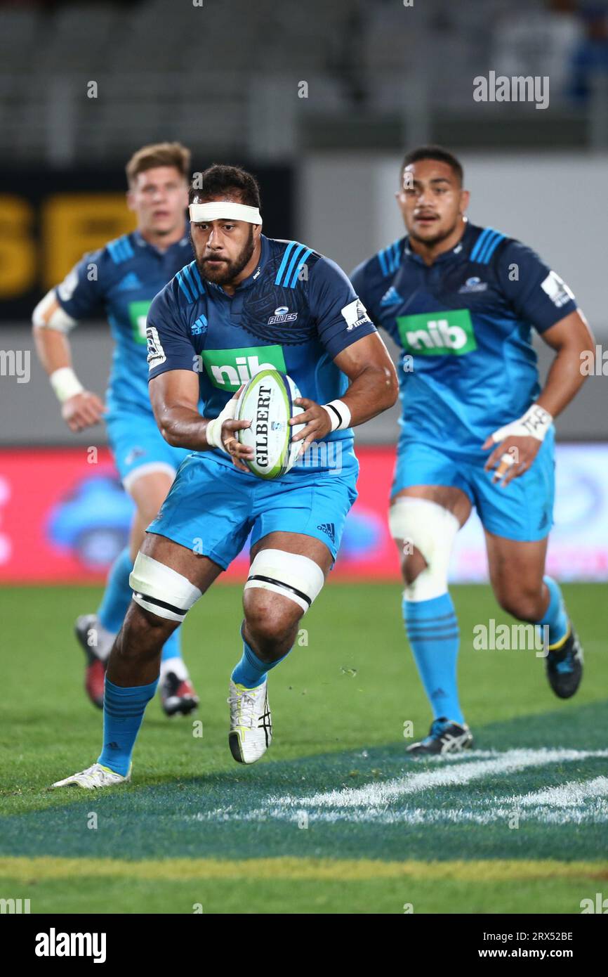 Patrick tuipulotu blues rugby hi-res stock photography and images - Alamy
