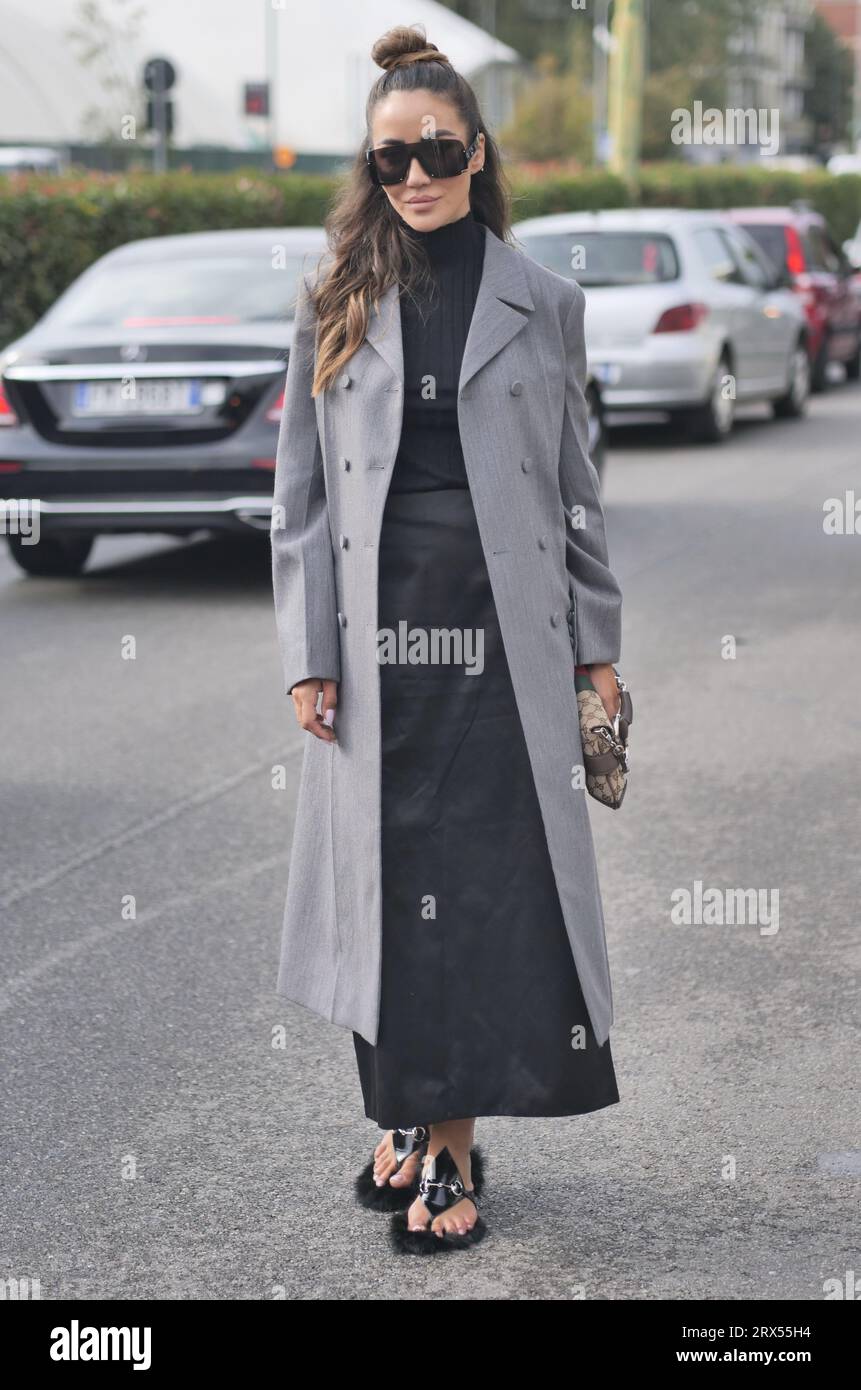 Tamara Kalinic posing for photographers after Gucci fashion show at ...