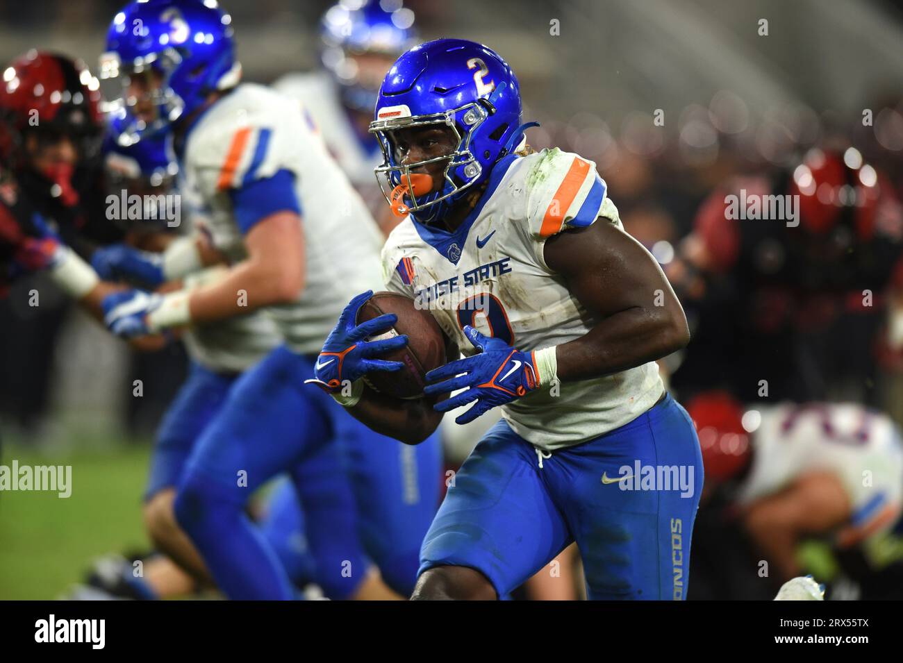 SAN DIEGO, CA - SEPTEMBER 22: Boise State running back Ashton Jeanty (2 ...
