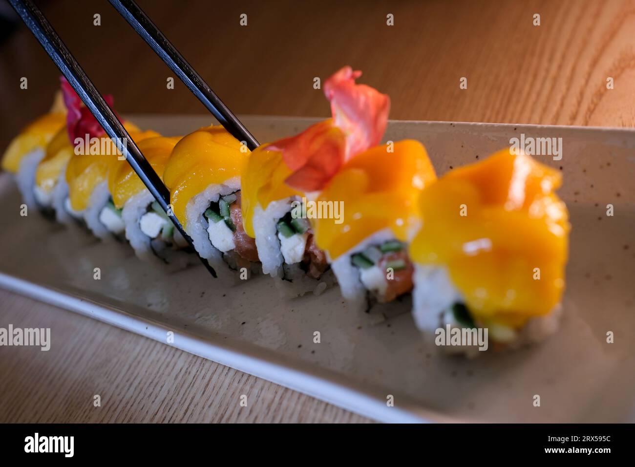 Mango footage hi-res stock photography and images - Alamy