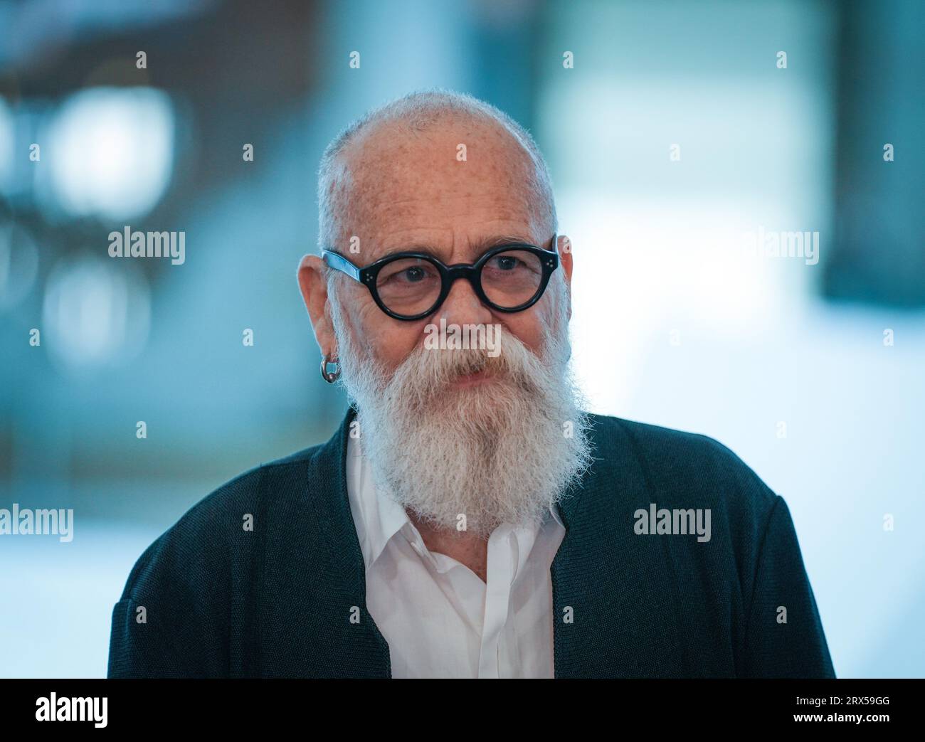 Aa bronson hi-res stock photography and images - Alamy