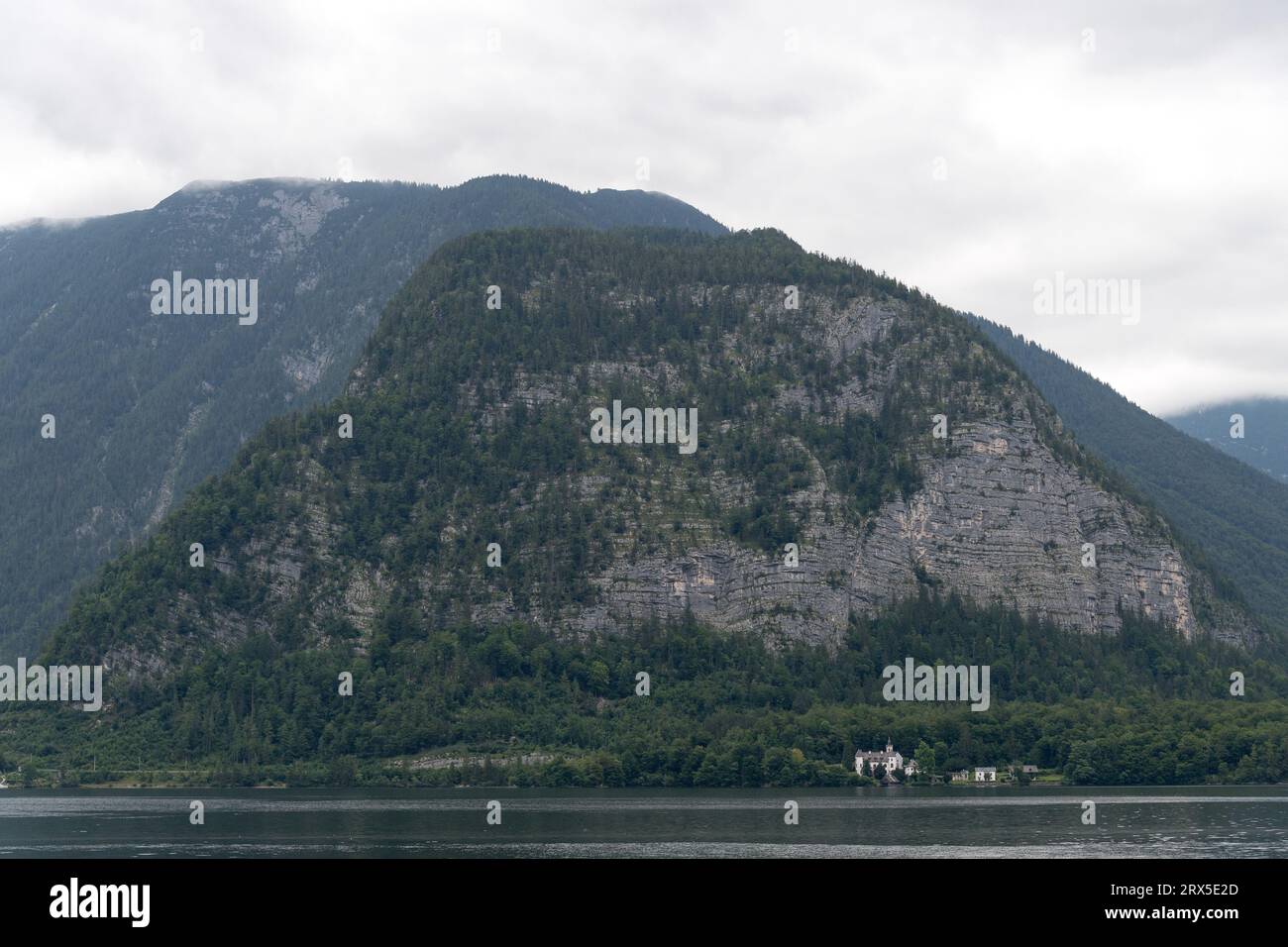 Hallstatt castle grub hi-res stock photography and images - Alamy