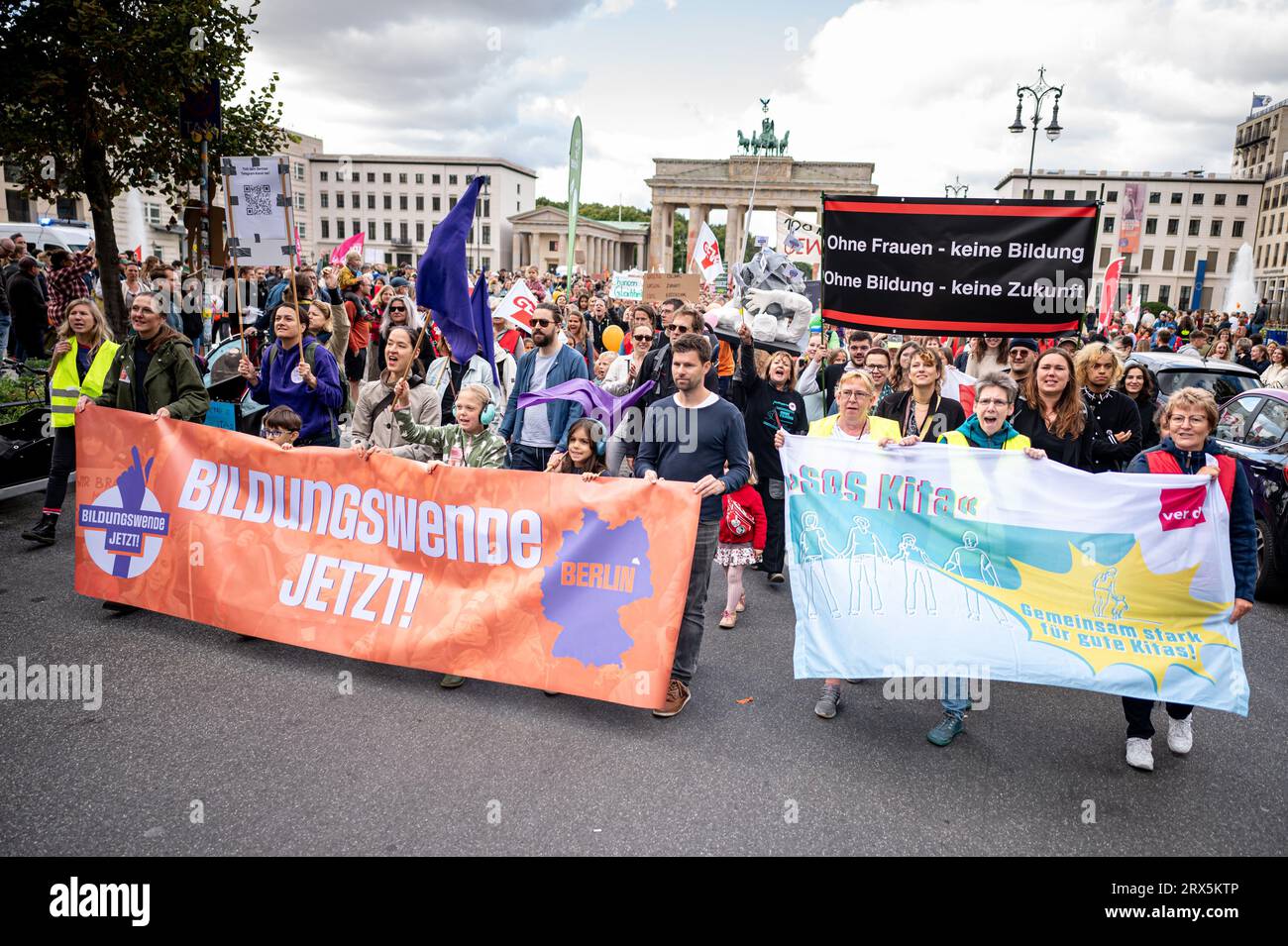 Berlin, Germany. 23rd Sep, 2023. Participants of the nationwide ...