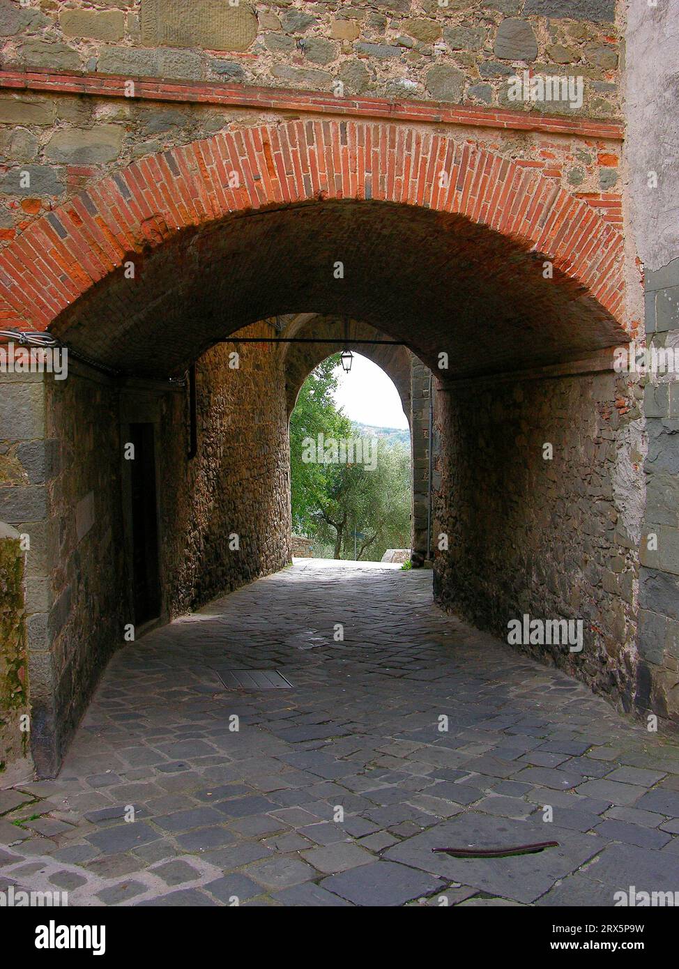 Vault tunnel hi-res stock photography and images - Alamy