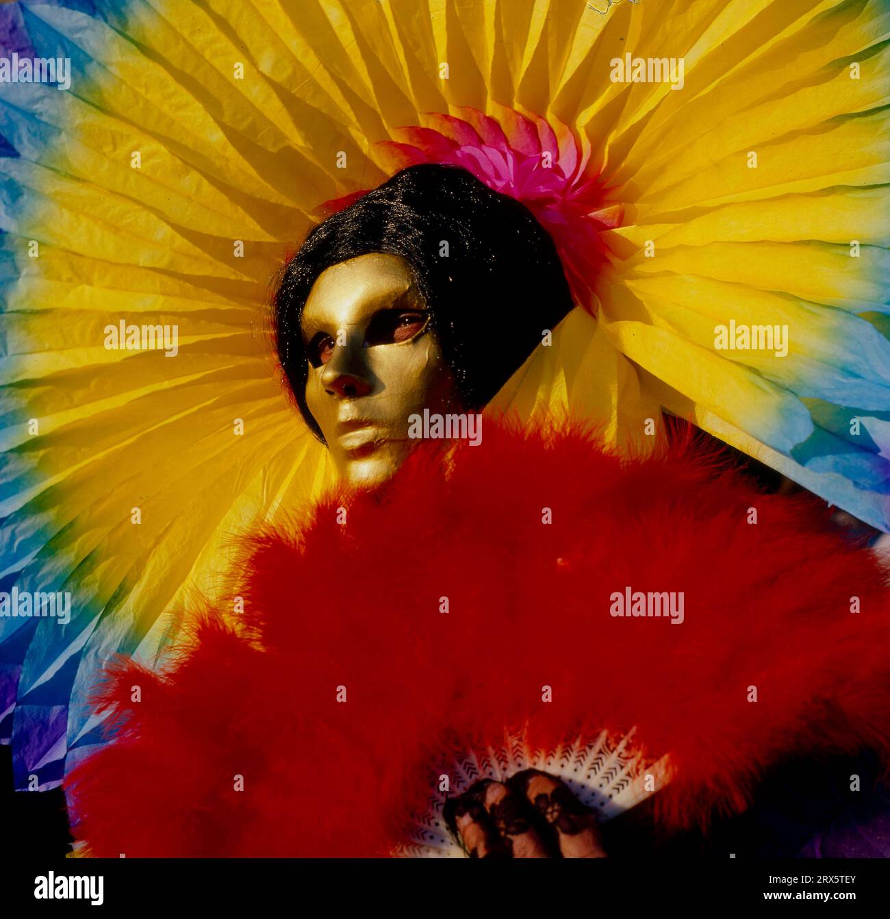 Carnival in Venice lasts exactly 10 days, begins on the weekend in ...