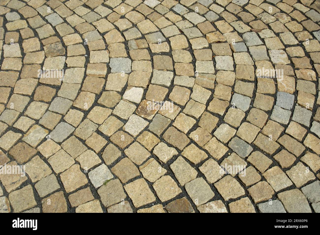 Paving of natural stone, granite, paving stones Stock Photo - Alamy