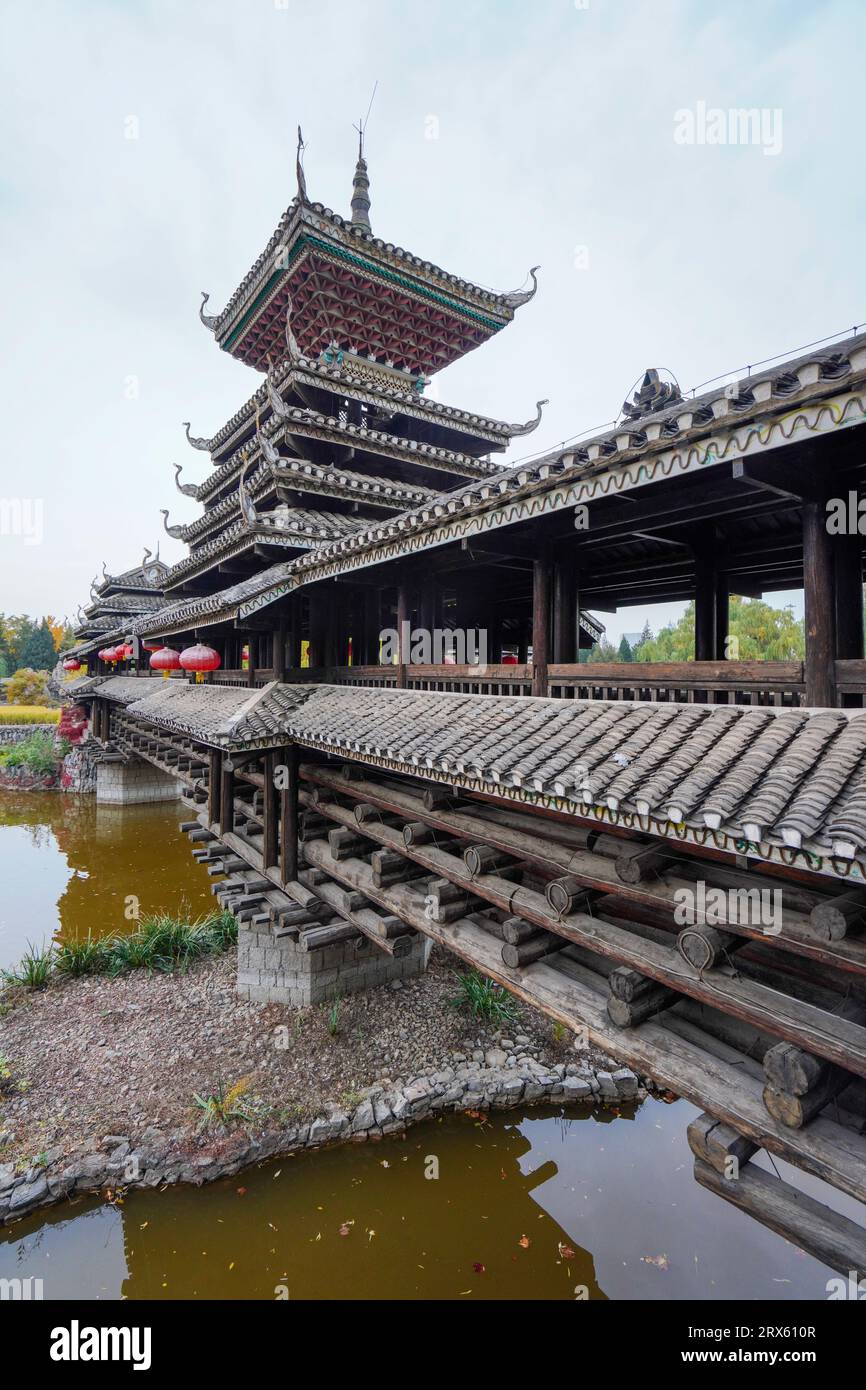 Wind and rain buildings hi-res stock photography and images - Alamy