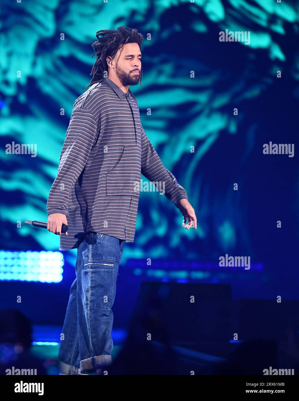 J cole 2023 hi-res stock photography and images - Alamy