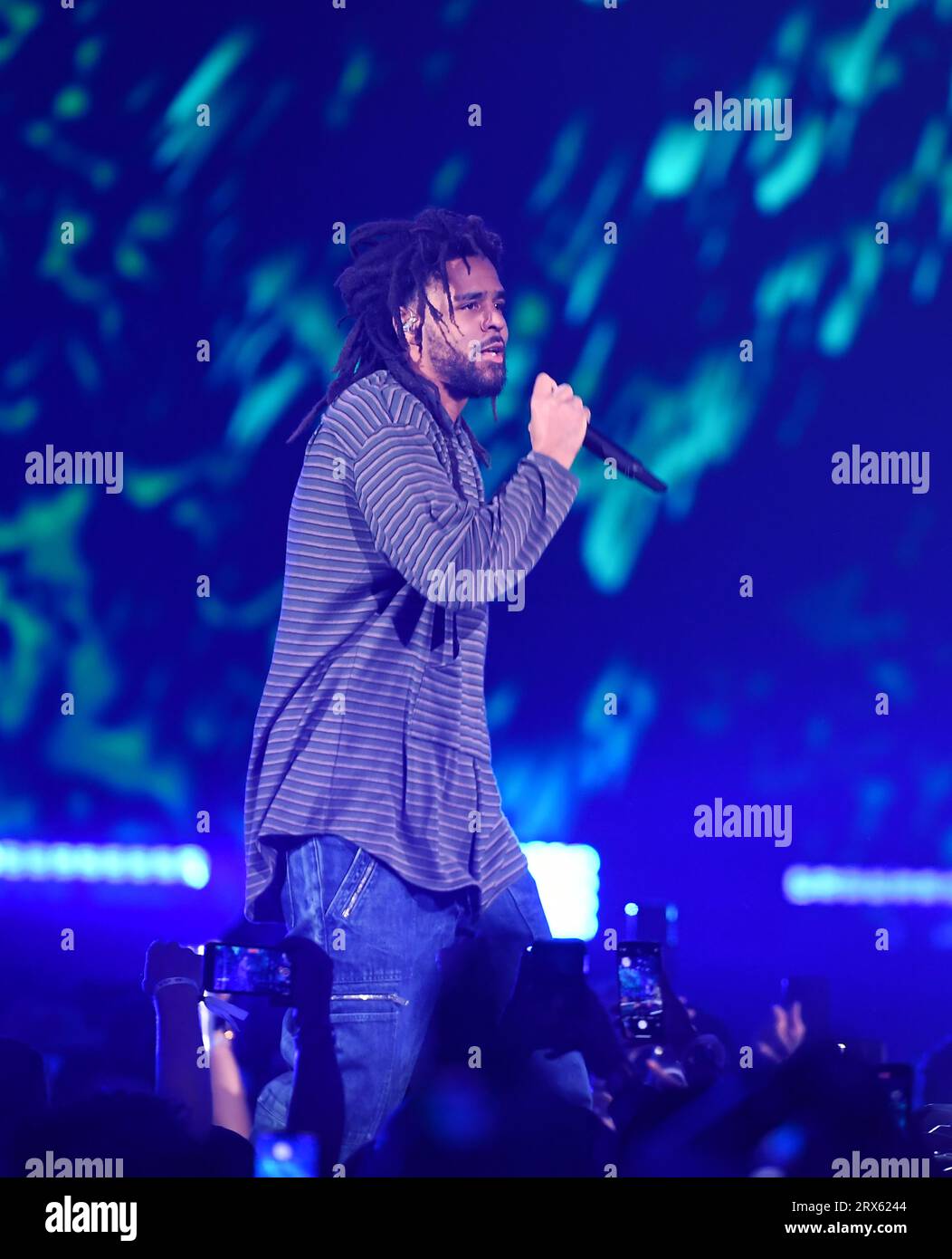 J cole 2023 hi-res stock photography and images - Alamy