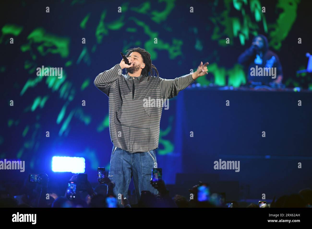 J cole 2023 hi-res stock photography and images - Alamy