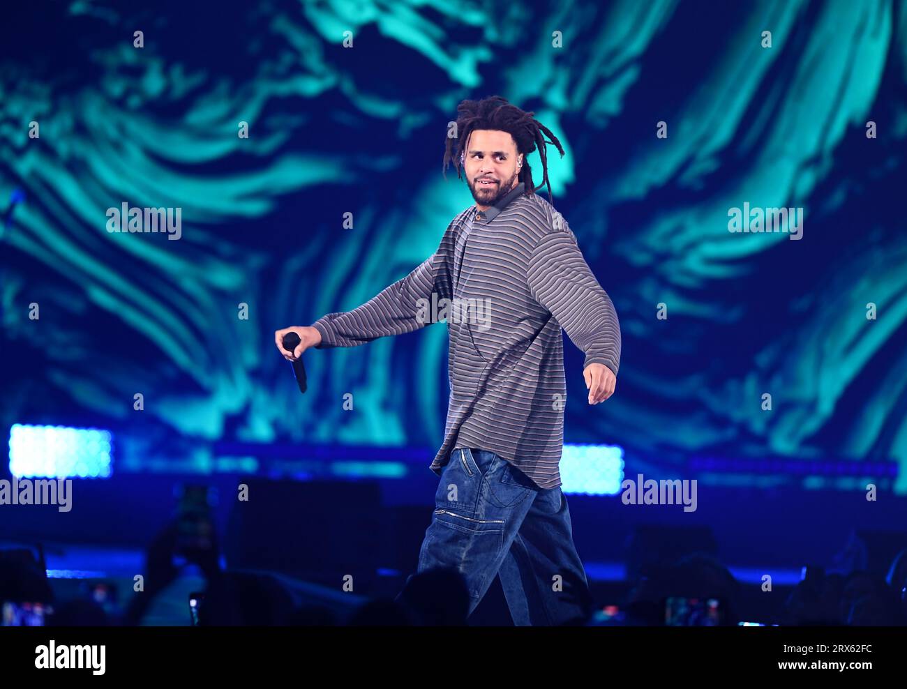 J cole 2023 hi-res stock photography and images - Alamy