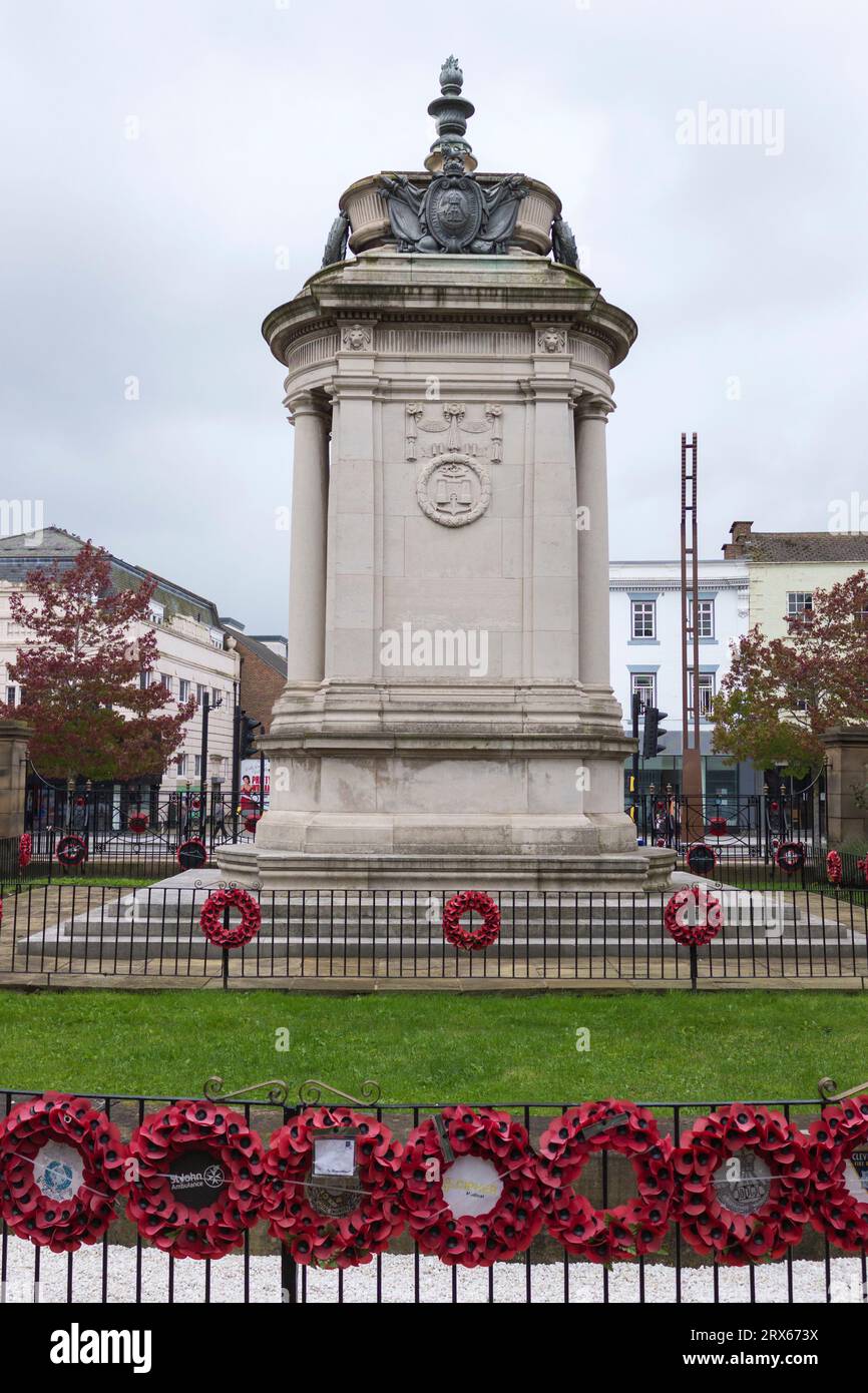 War memorial,Stockton on Tees,England,UK adorned with poppy wreaths ...