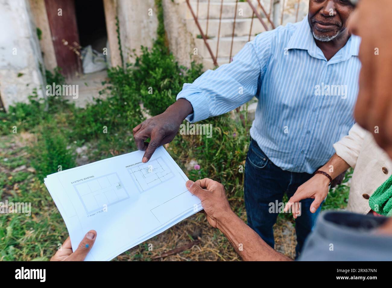 Client architecture hi-res stock photography and images - Alamy