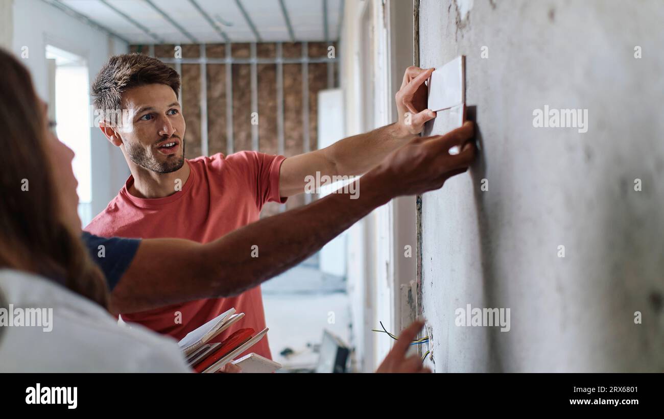 40 tiles hi-res stock photography and images - Alamy