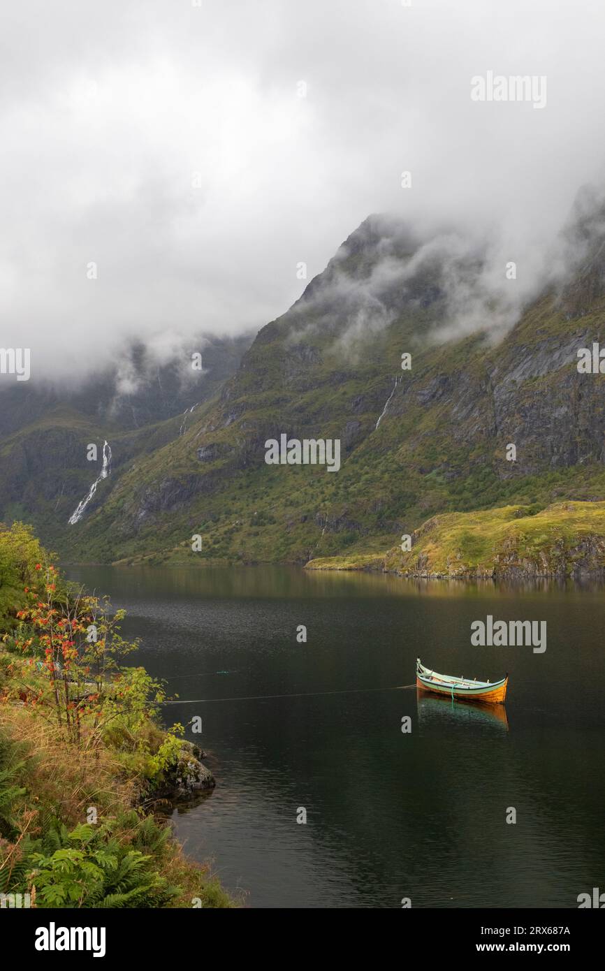 Lake Agvatnet, Moskenesoya, Lofoten Islands, Norway Stock Photo - Alamy