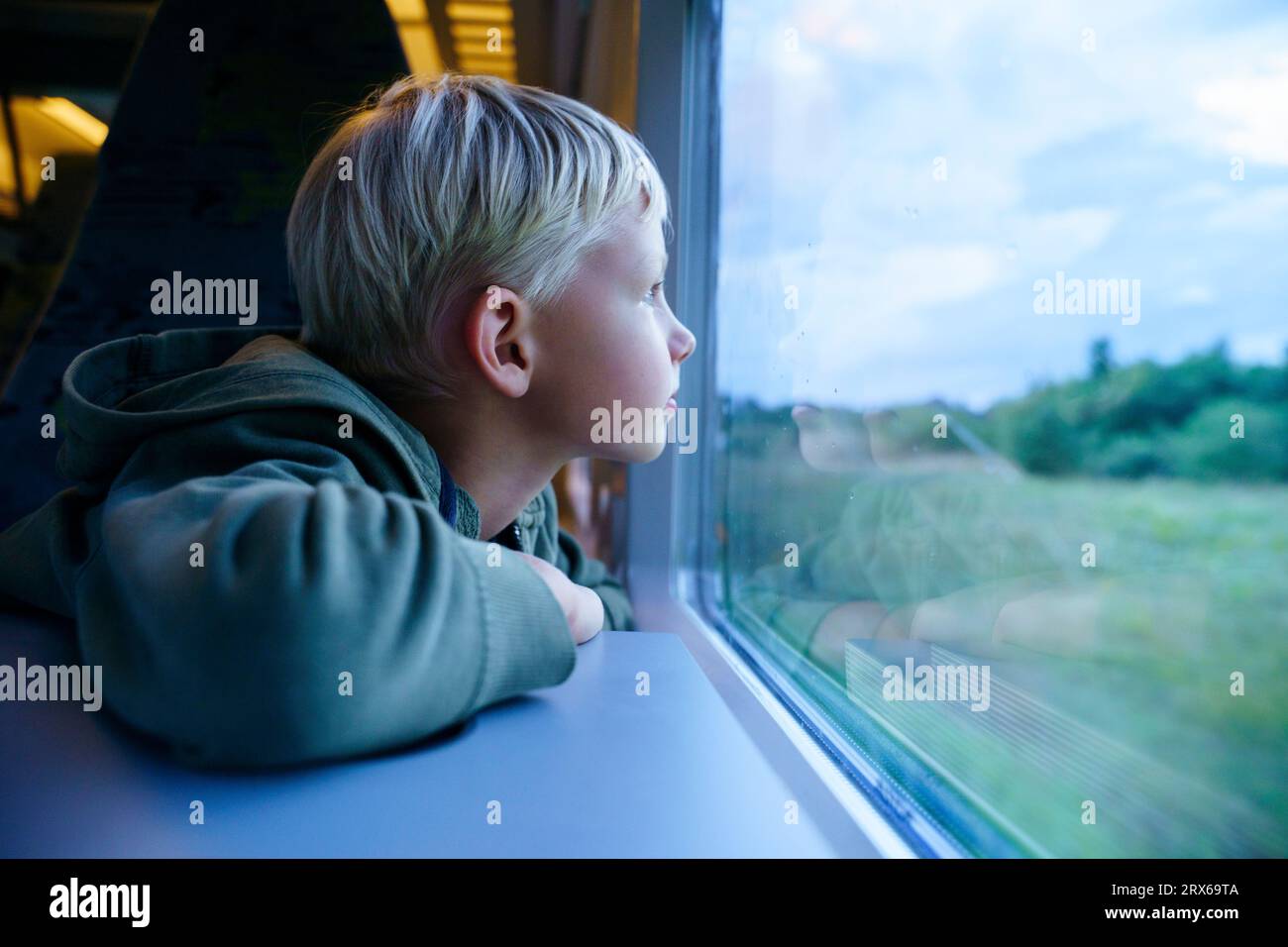 Contemplative cabin hi-res stock photography and images - Alamy
