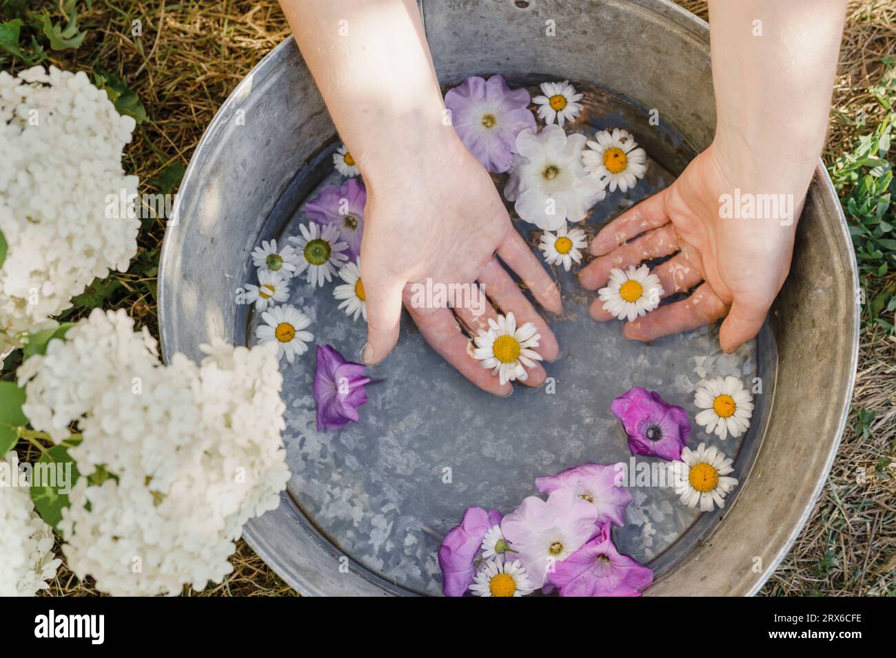 Floating hands hi-res stock photography and images - Alamy