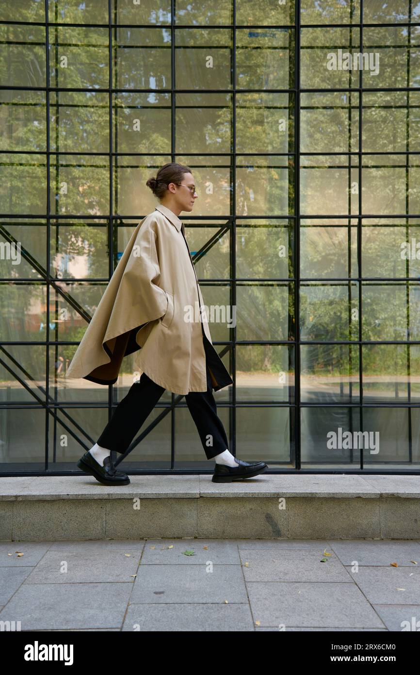 Androgynous male hi-res stock photography and images - Alamy