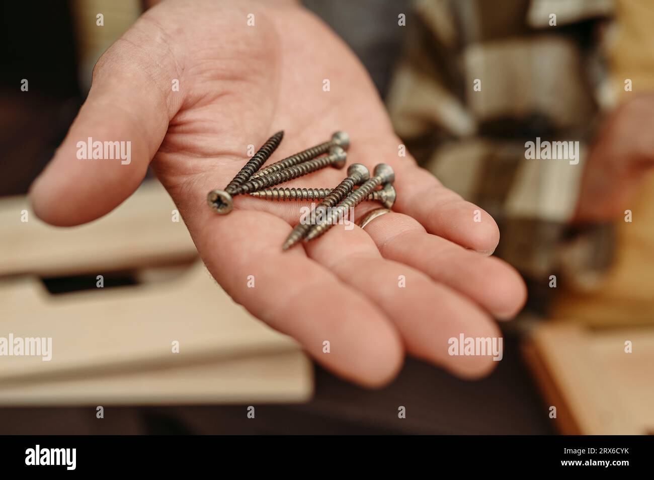 Hand screws hi-res stock photography and images - Alamy