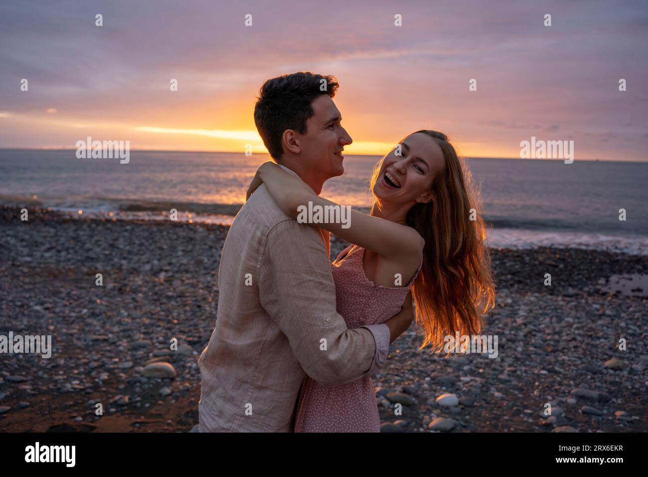 Happy romantic couple dancing hi-res stock photography and images - Alamy