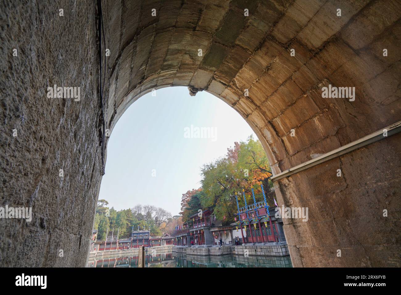 Three arch hi-res stock photography and images - Alamy