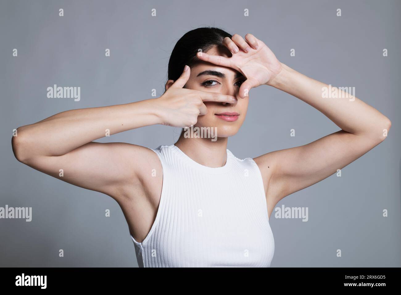 Woman middle finger up hi-res stock photography and images - Alamy