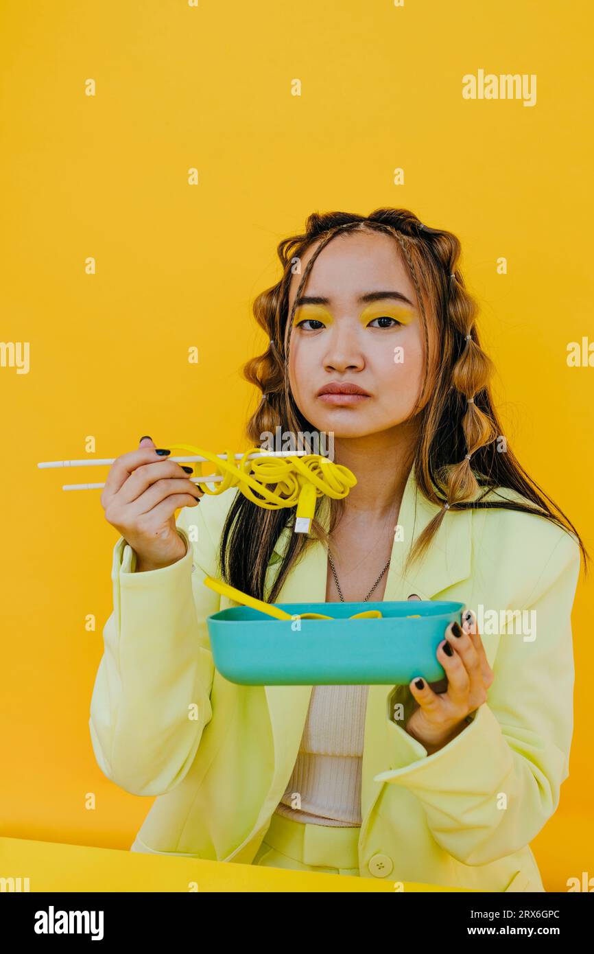 Noodle box woman hi-res stock photography and images - Alamy