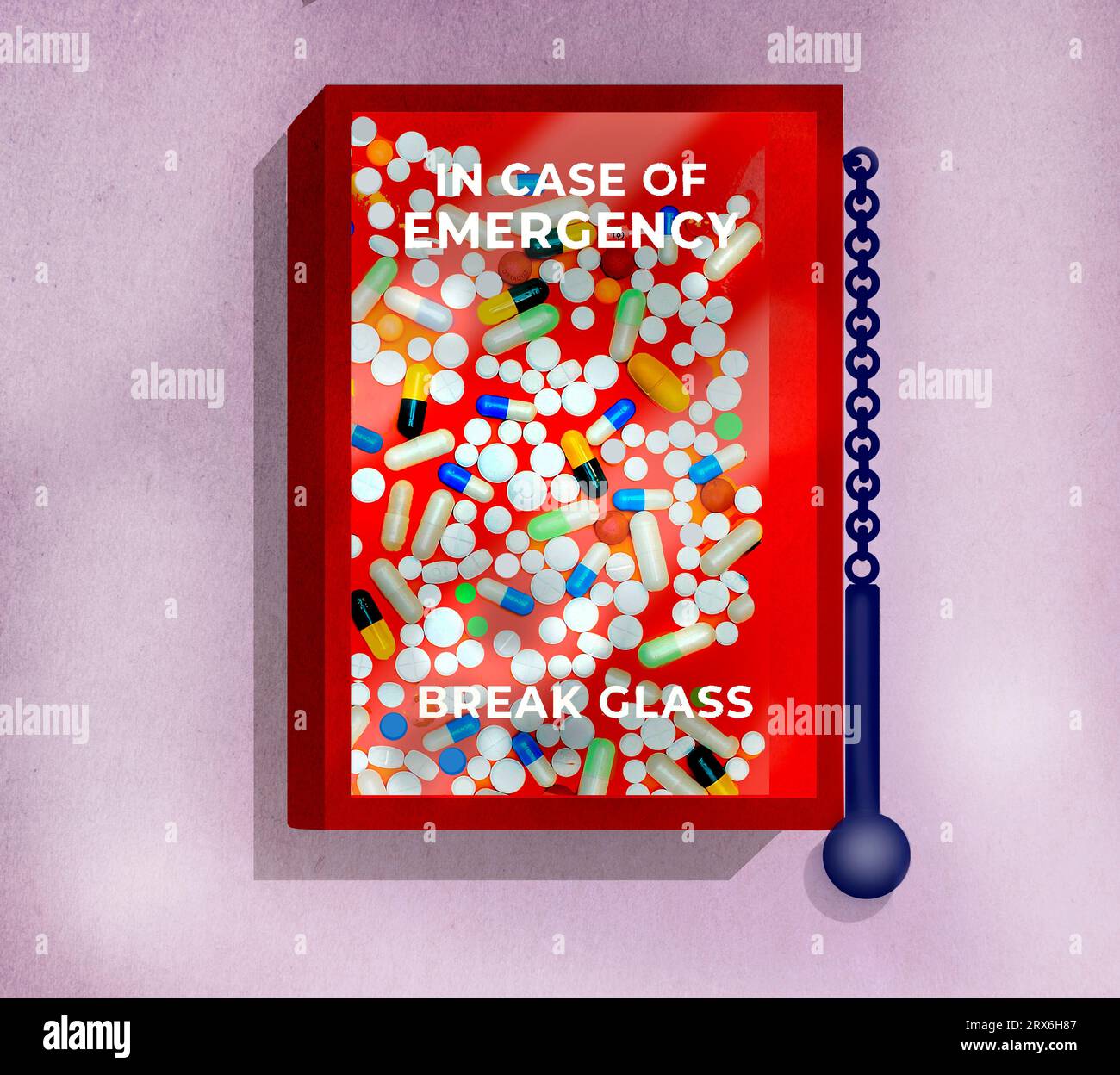 Pills and capsules in emergency box Stock Photo - Alamy