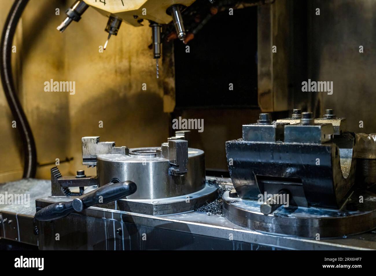 Metalwork business hi-res stock photography and images - Alamy