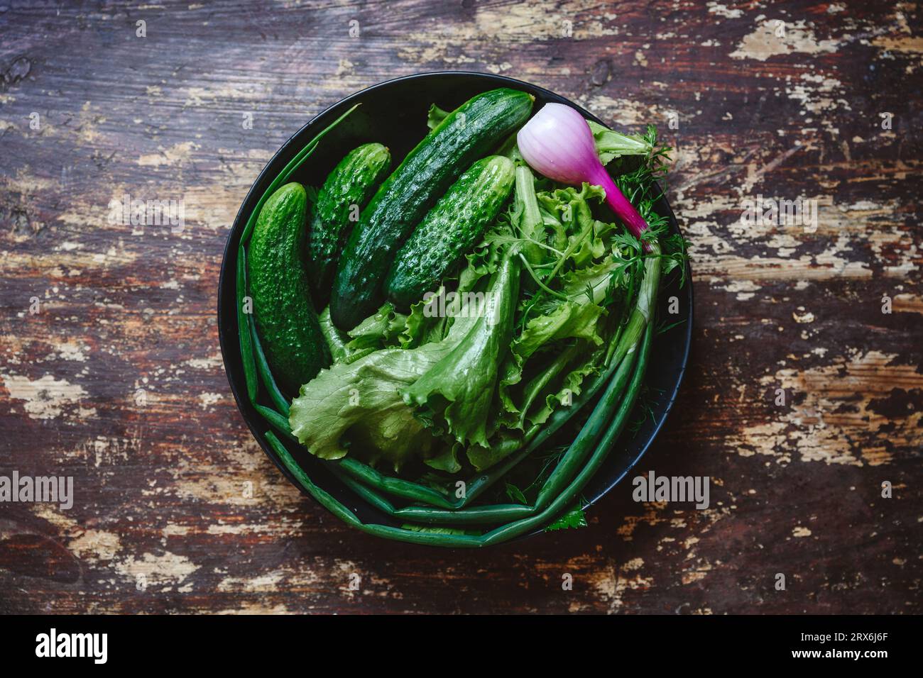 Vegetables table hi-res stock photography and images - Alamy