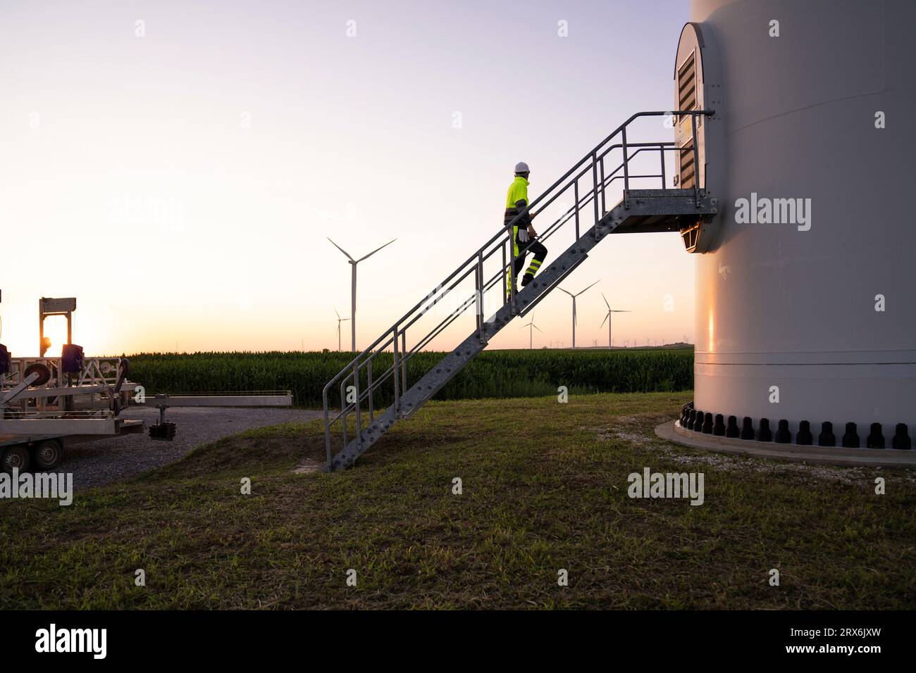 Engineering steps hi-res stock photography and images - Alamy